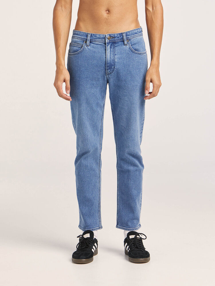 LEE L-TWO – Boutique on Main Street